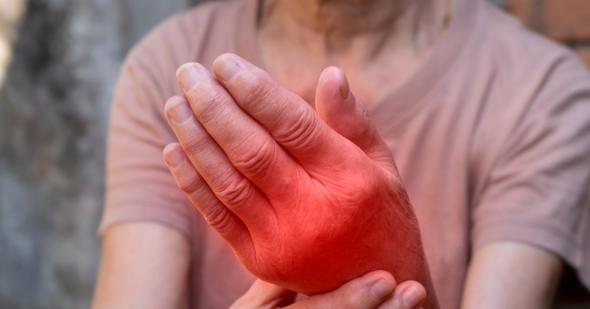 Joint Swelling: Causes, Symptoms & Ayurvedic Treatment | AyurVAID